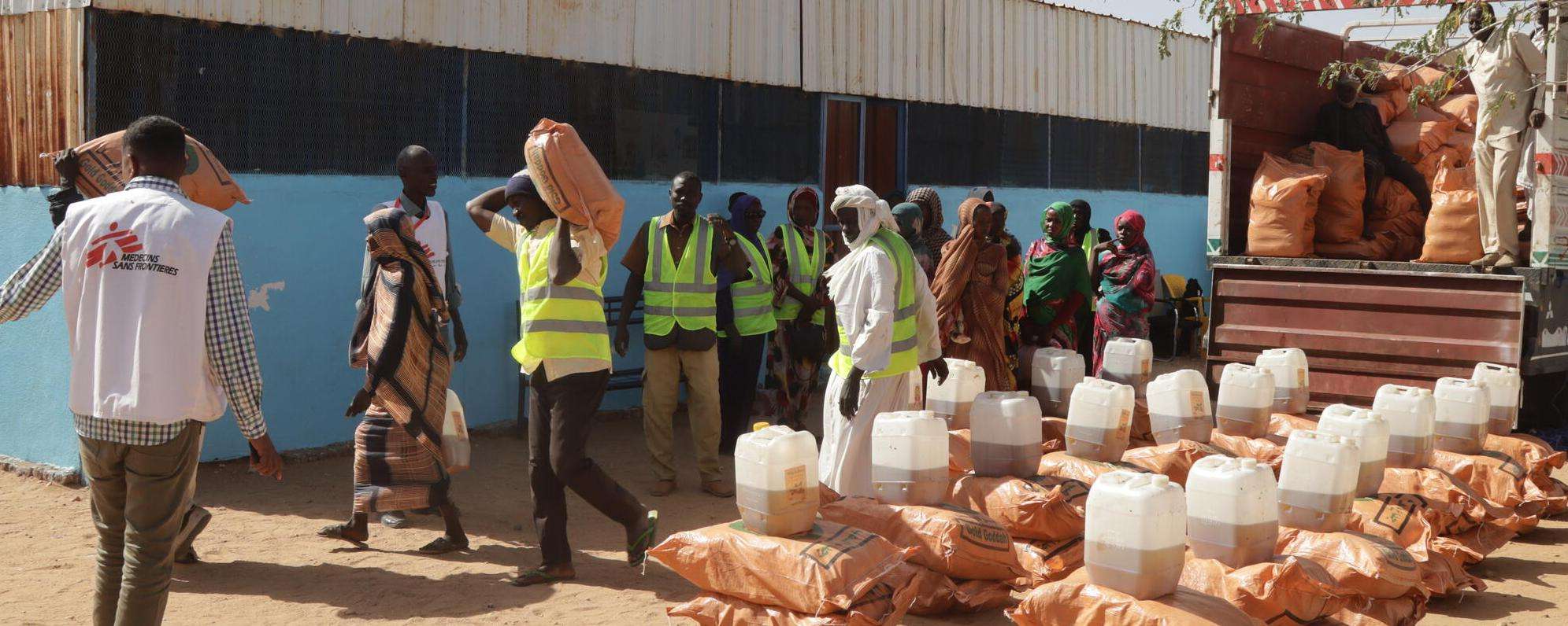 Het bevriezen van de Amerikaanse ontwikkelingshulp zal een humanitaire ...